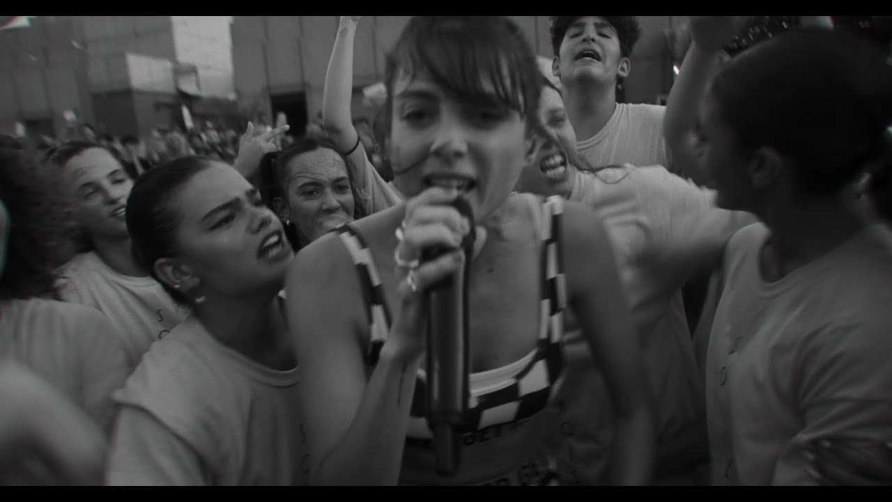 Noga Erez - NAILS (feat. MISSY ELLIOTT) [Rooftop Freestyle Video]